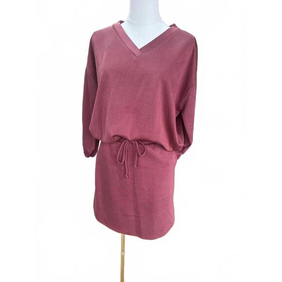 KLD. SIGNATURE | Other | New Kld Signature Womens Scuba V Neck Top With ...